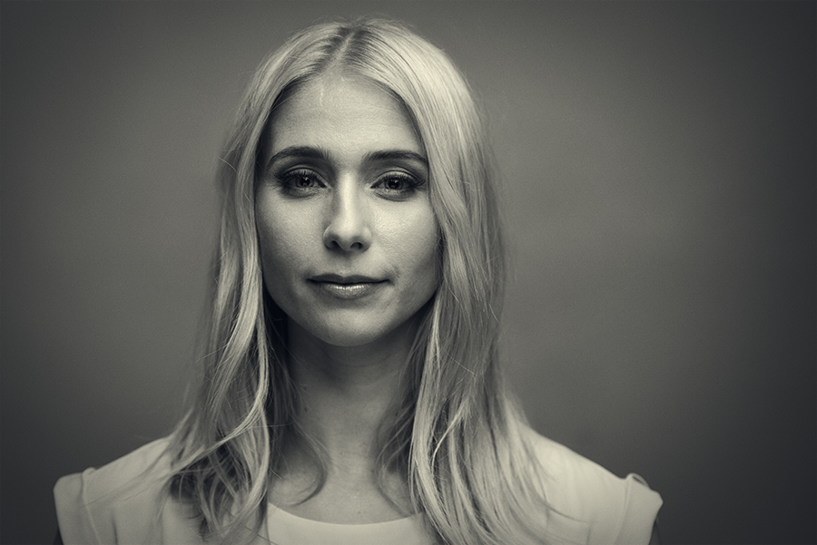 Headshot – Black and White, Alexa – PhotoTale Studio – Gainesville ...